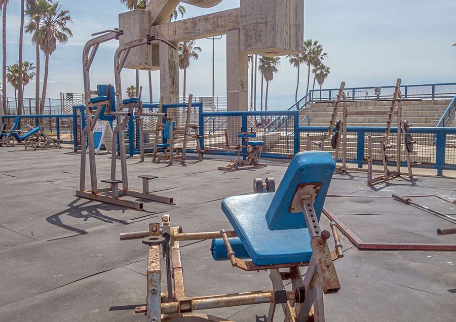 Workout Your Muscles at Muscle Beach